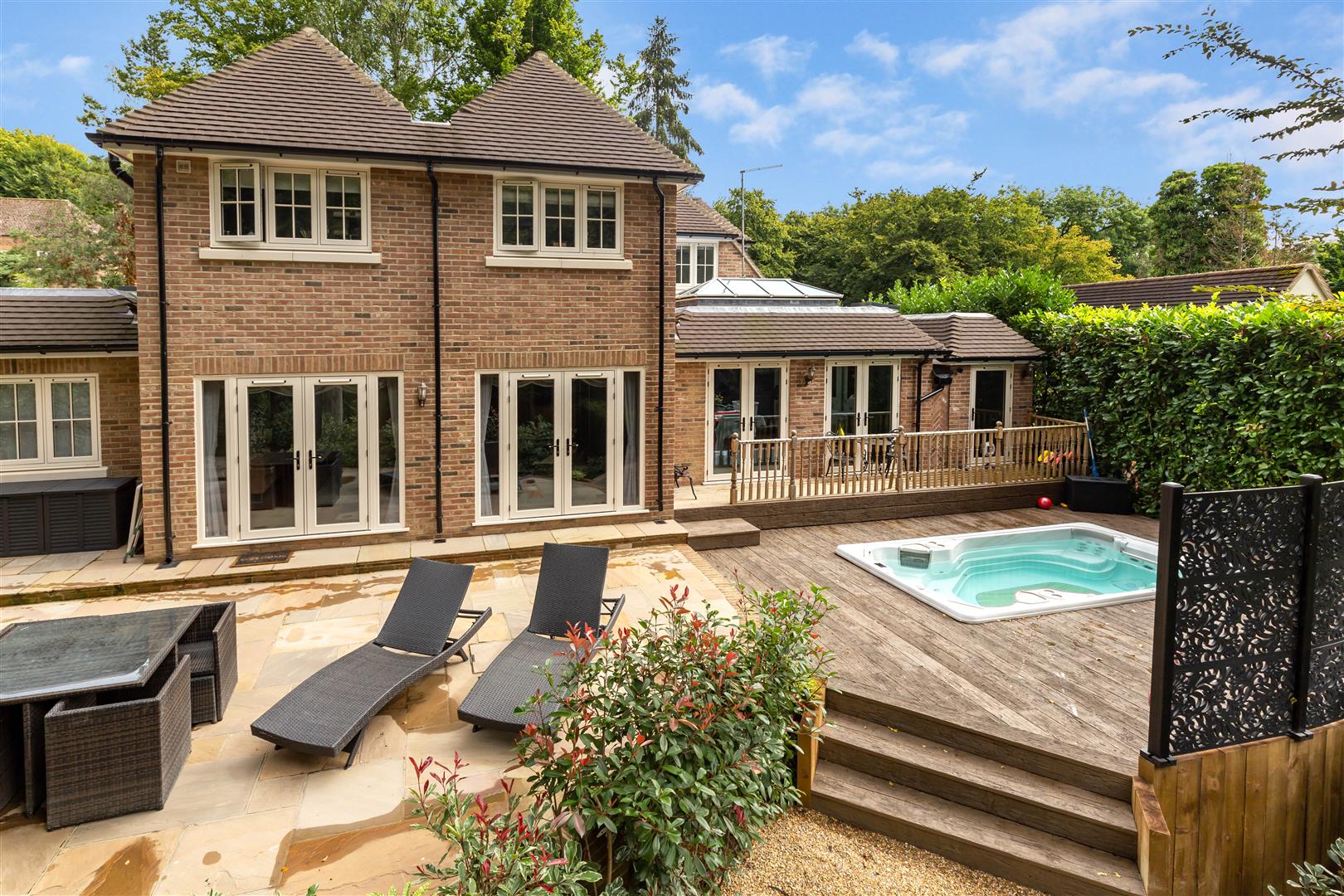 Simply Homes – Prestige properties